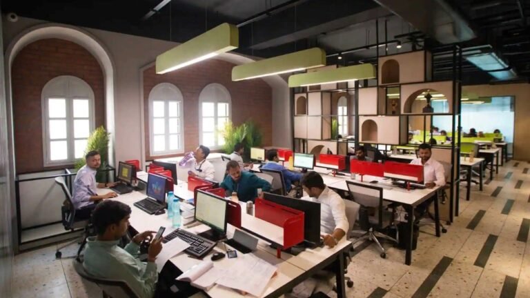 Top 10 IT Companies in Surat : Comprehensive List (2025)